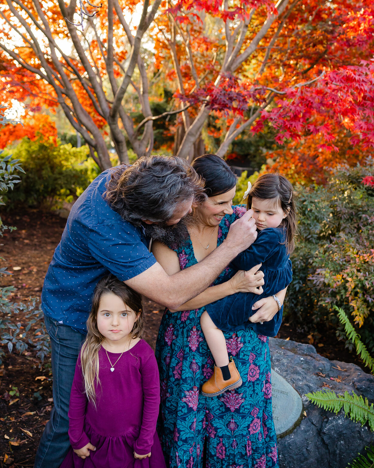 Fall Family Photos at Piedmont Park in the East Bay of California - Laura Jaeger Photography